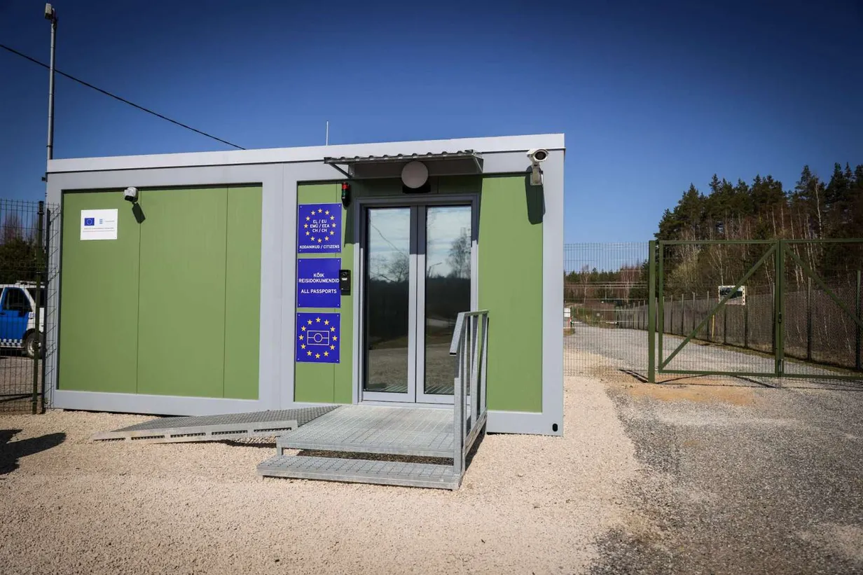 Saatses alustas tööd automaatne piiripunkt