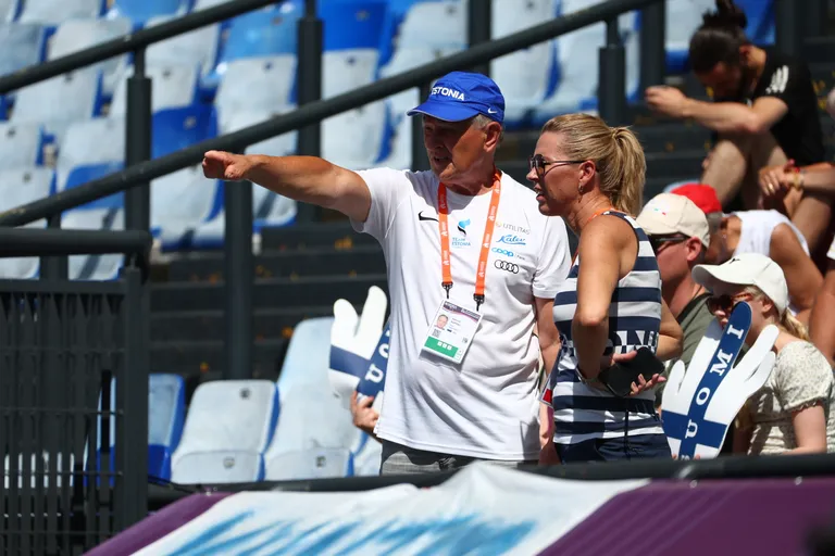 PM ROOMAS Rauasaag ja liivapaber lahendasid Mülla teibamure, kuid EM ...