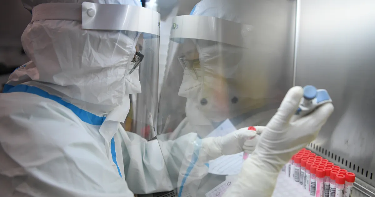 CIA: Covid-19 lekitati pigem laborist