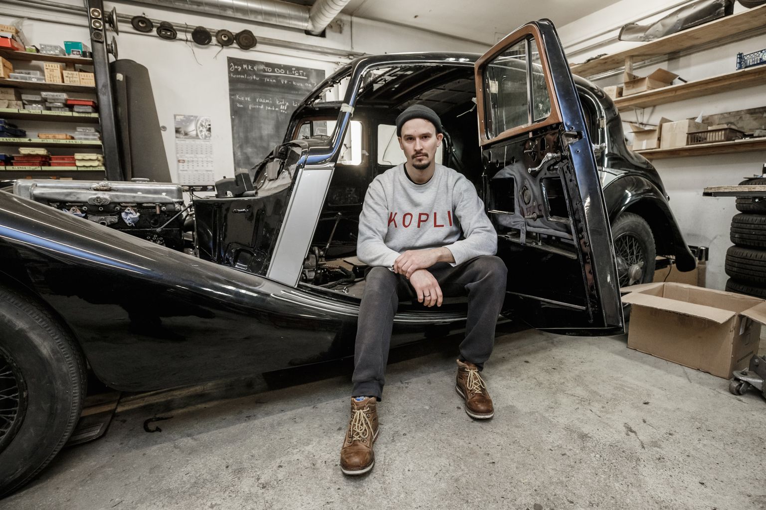 Mees, kes äratab vanad autod ellu