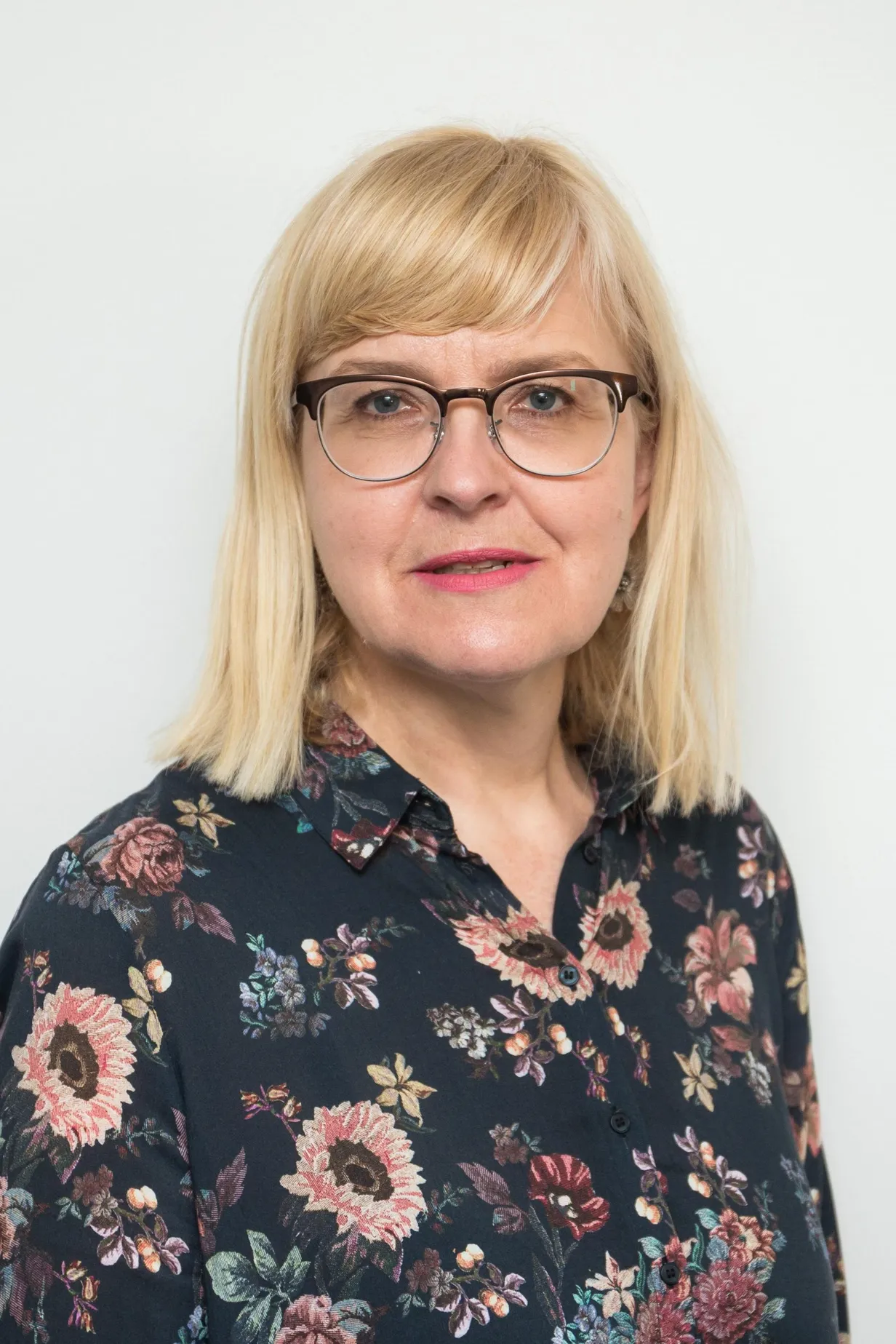 NIMI POLE LIHTSALT NIMI Kohalikud paljastavad lugusid oma nimede taga