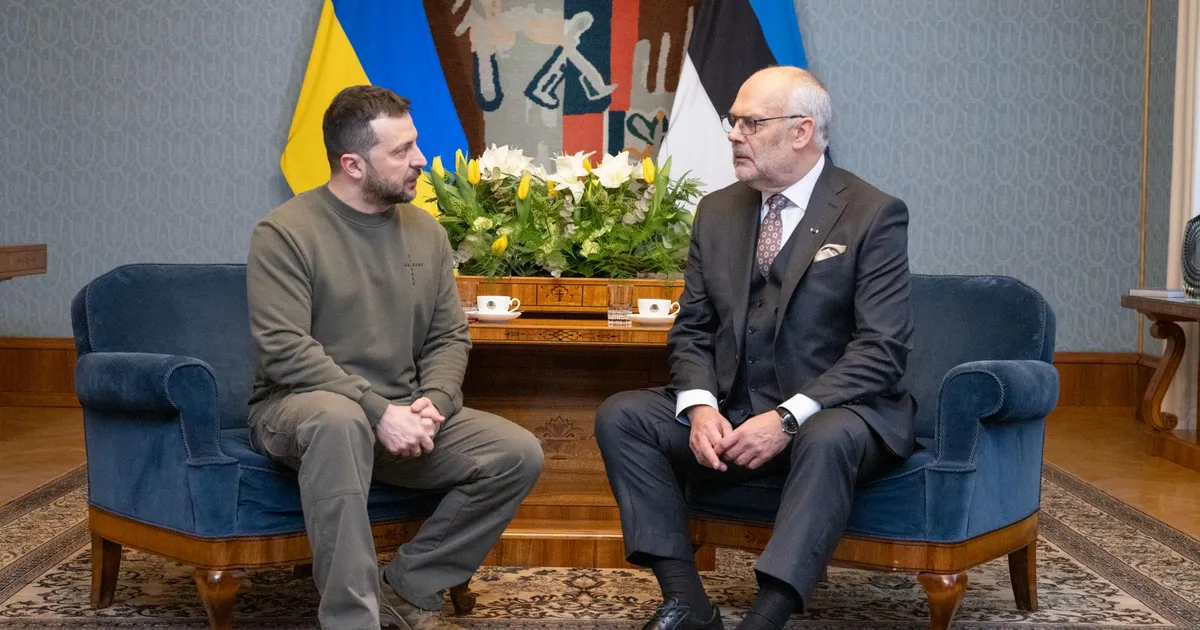 ANDRES METSOJA Pidulik päev, mil peavadki kõlama ebamugavad küsimused
