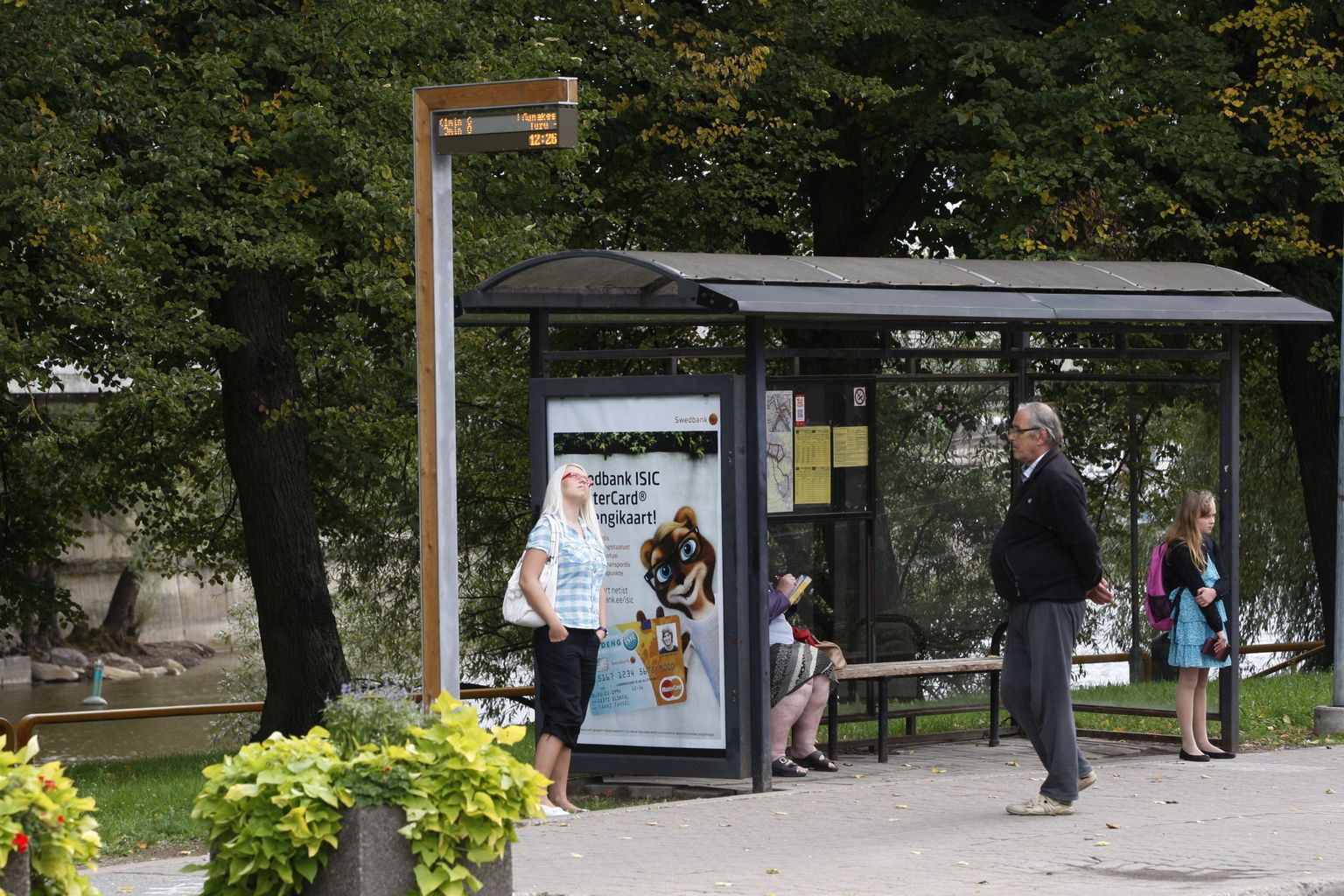 Muutuvad bussiliinide nr 4 ja 17 graafikud