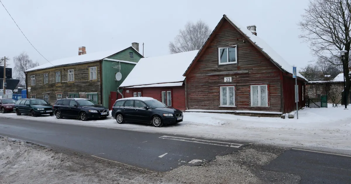 Fortuuna tänavalt kaob mitu vana elamist