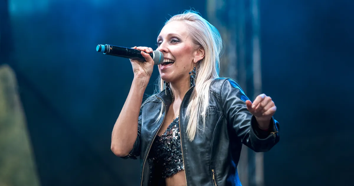 Pane kõrv peale! 90ndate diskotäht Mari-Liis Rahumets üllatab uutlaadi ...