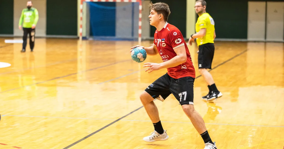 Serviti murdis end Tapa ahelaist vabaks