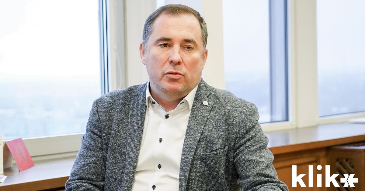 INTERVIJA AR ZEMKOPĪBAS MINISTRU DIDZI ŠMITU Milzīgajām pārtikas cenām veikalu plauktos jau sen ...