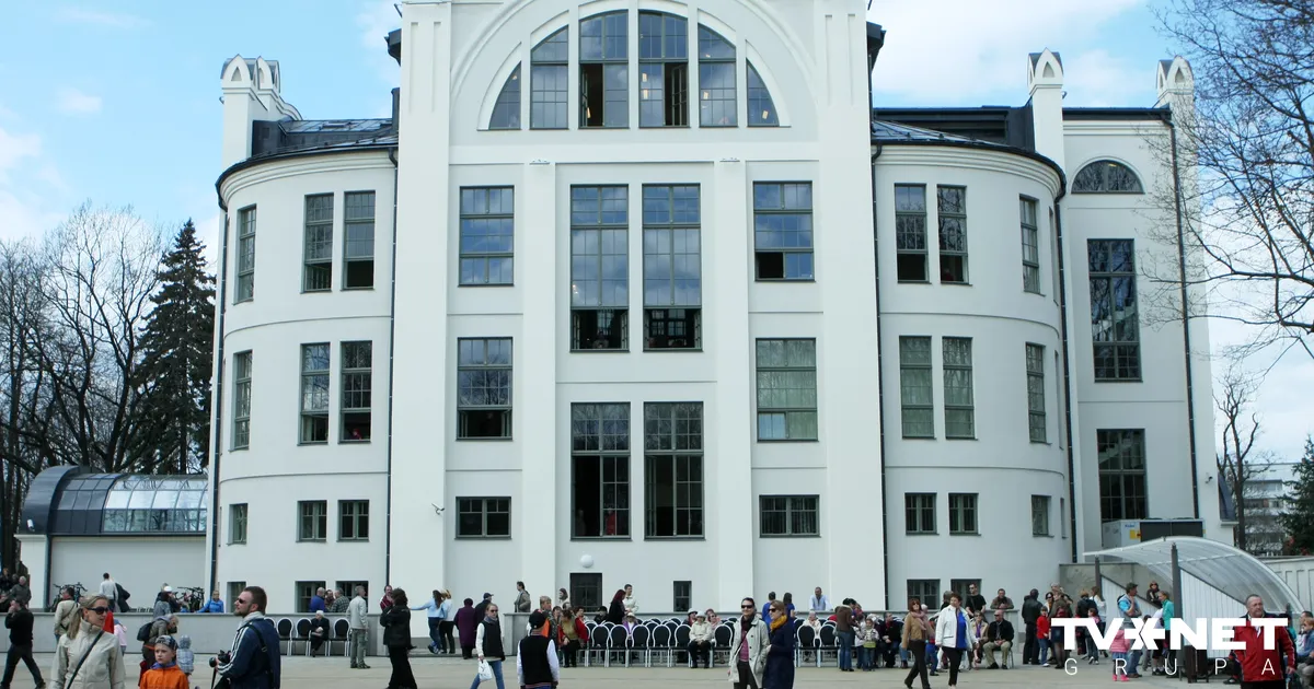 VIDEO RAKUS ballīte "Ziemeļblāzmā": sponsorē kā izglītojošu semināru ...