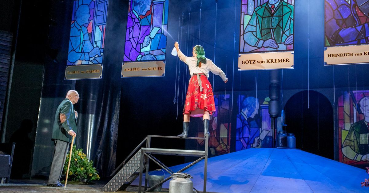 Endla jätab näitlejate haigestumise tõttu etenduse ära