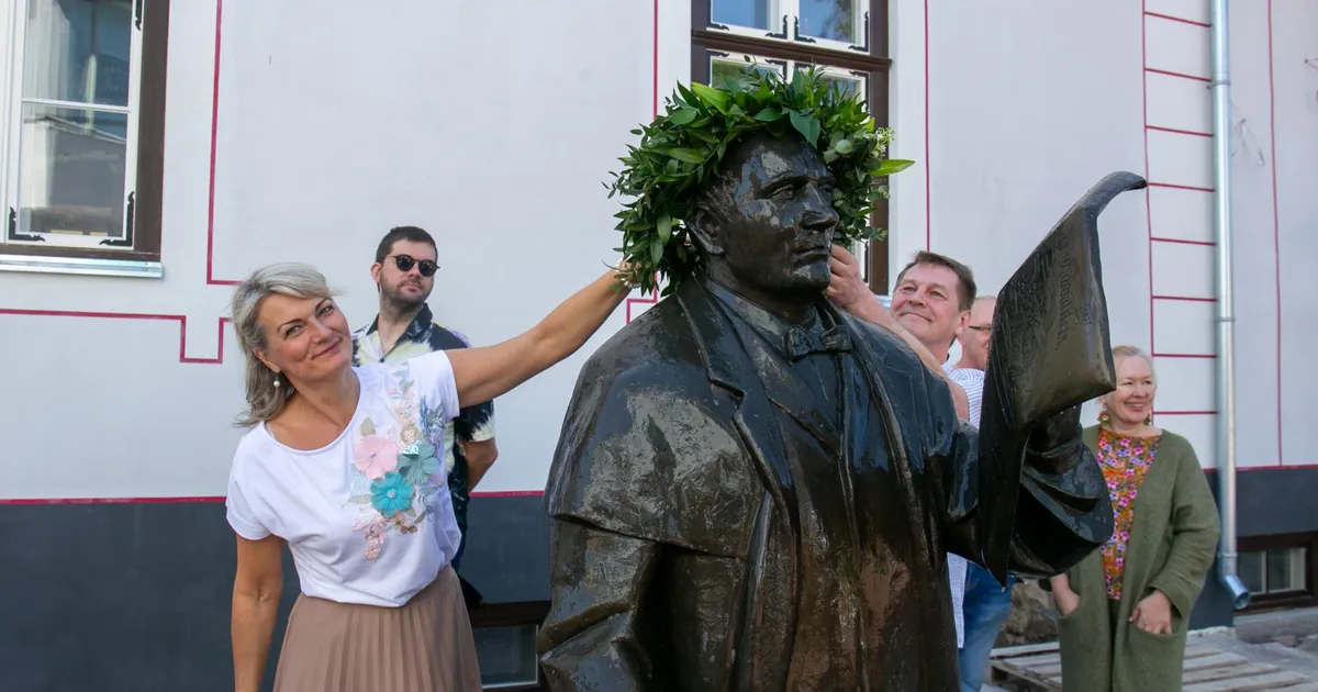 PILDID Papa Jannsen küüriti pidupäeva puhul puhtaks