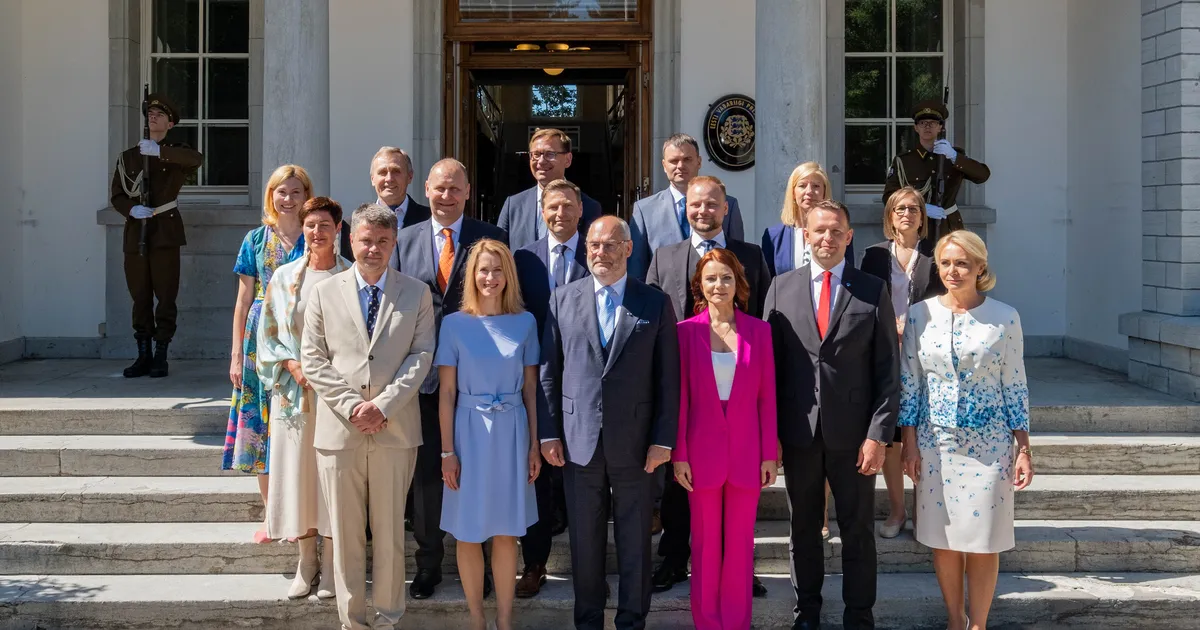 President nimetas ametisse uue valitsuse