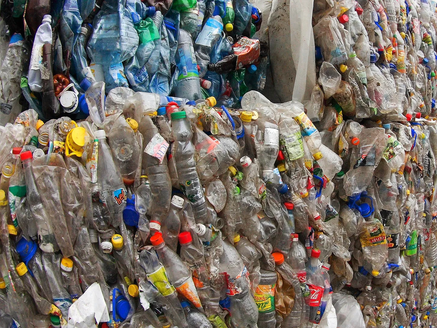 Narva rajatakse plastijäätmete ümbertöötlemise tehas