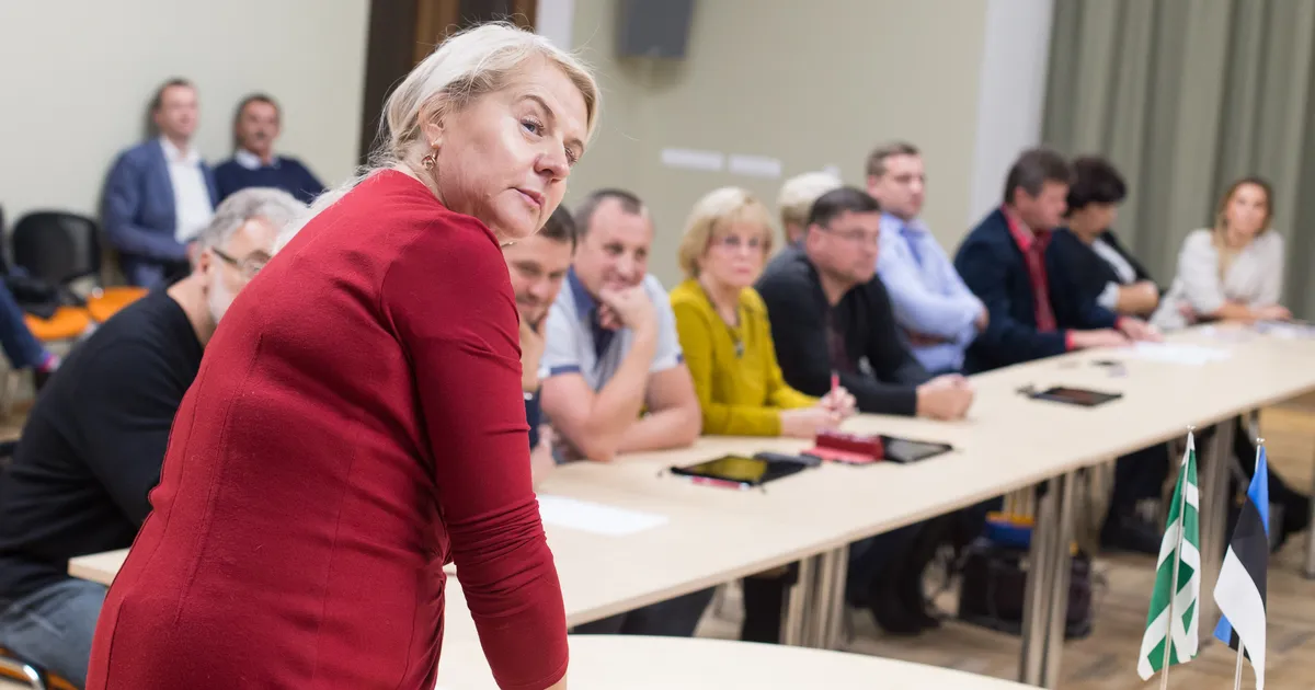 Jõhvi eksjuhi kohtuasi: pistisesüüdistusse mahuvad Neglasoni ämm, palk ...