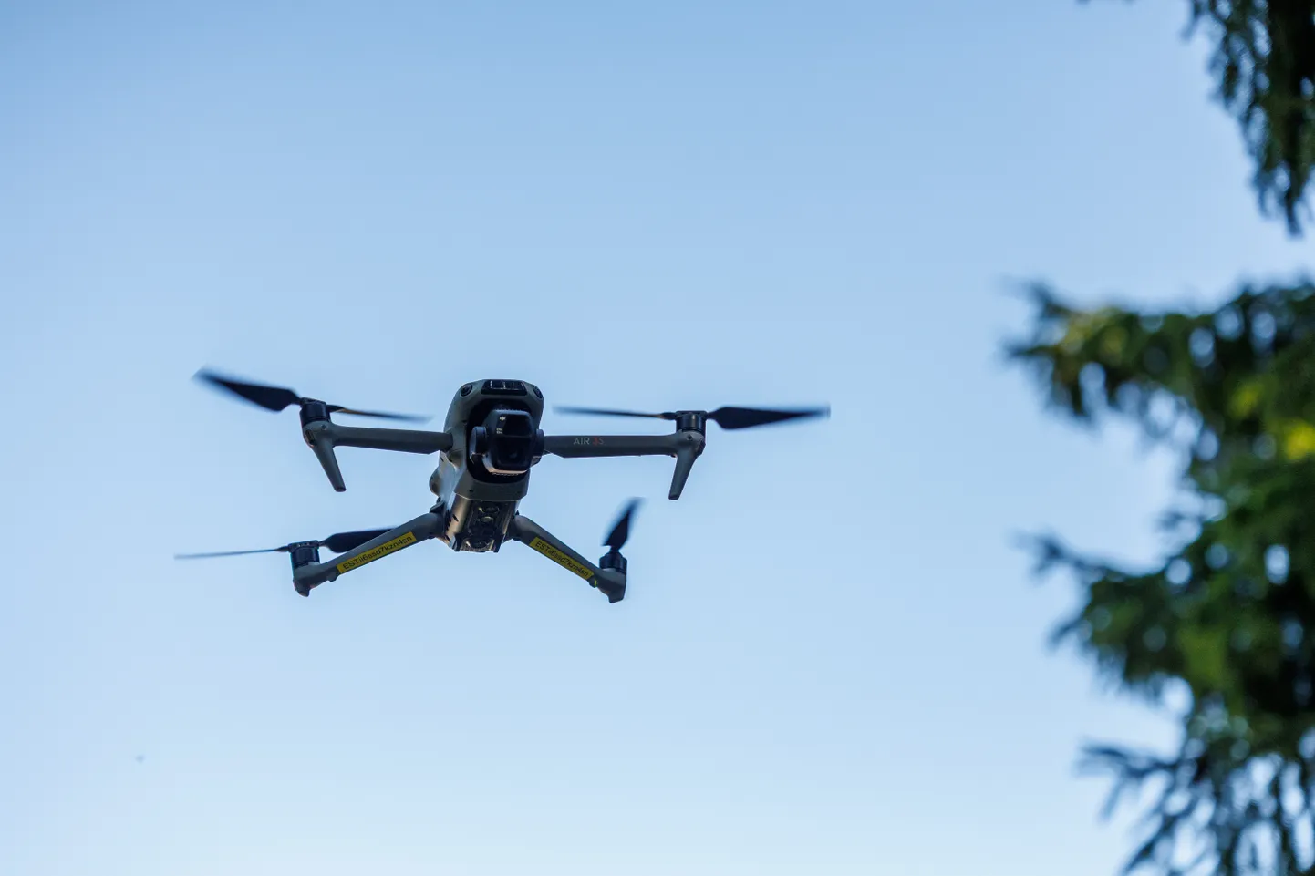 Meeldetuletus: teisipäeval annavad droonid ohuteavituse, kuid tegu on õppusega