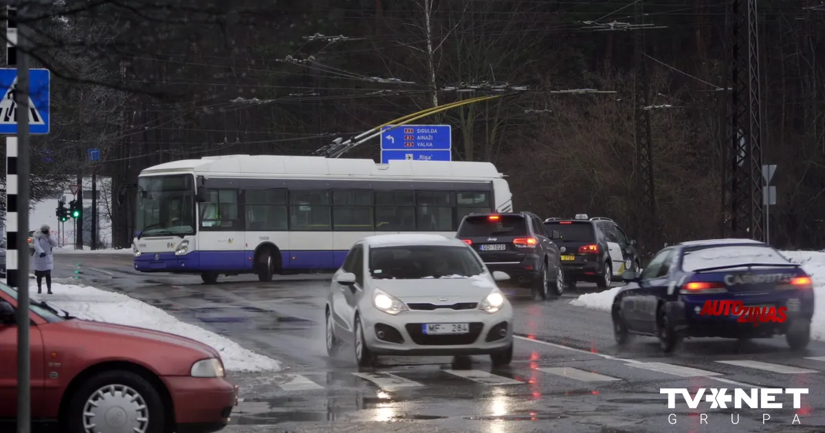 Klupšanas akmeņi Stirnu un Ieriķu ielas krustojumā