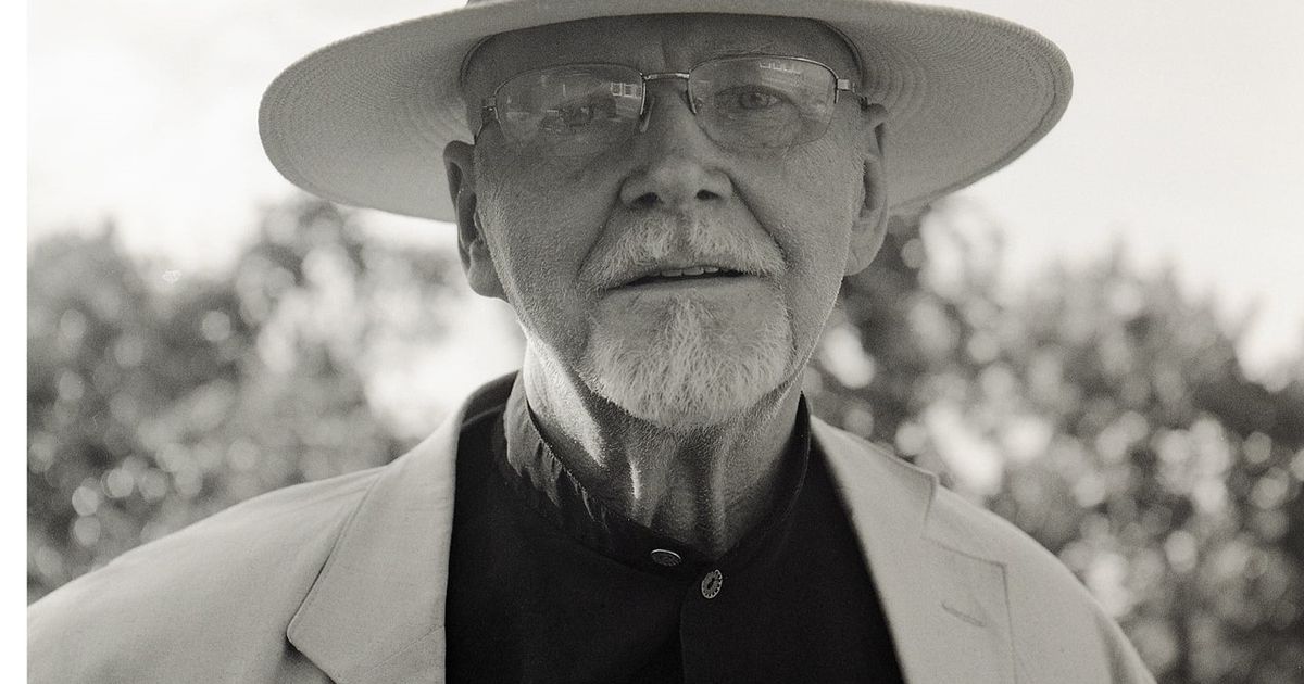 Mūžībā devies režisors un mākslinieks Modris Tenisons - Kultūra ...