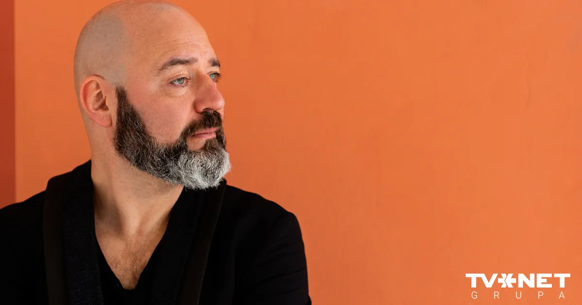 Katra balerīna ir pa pusei mūķene, pa pusei – bokseris