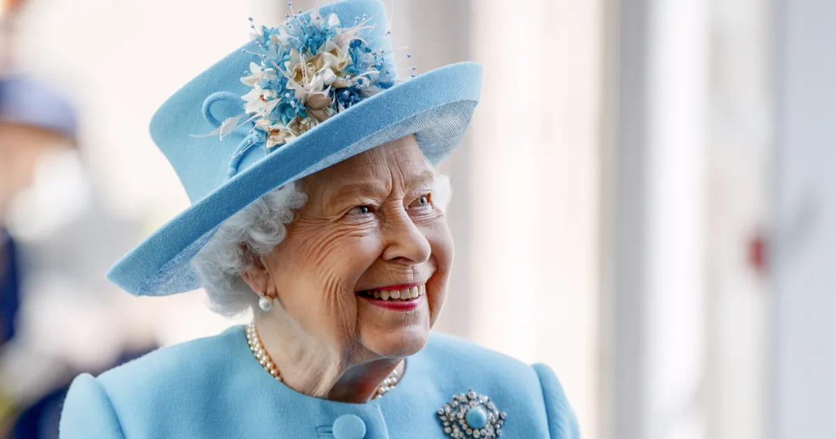 VIDEO 95-aastaseks saanud Elizabeth II teeb sama, mida tegi Elizabeth I