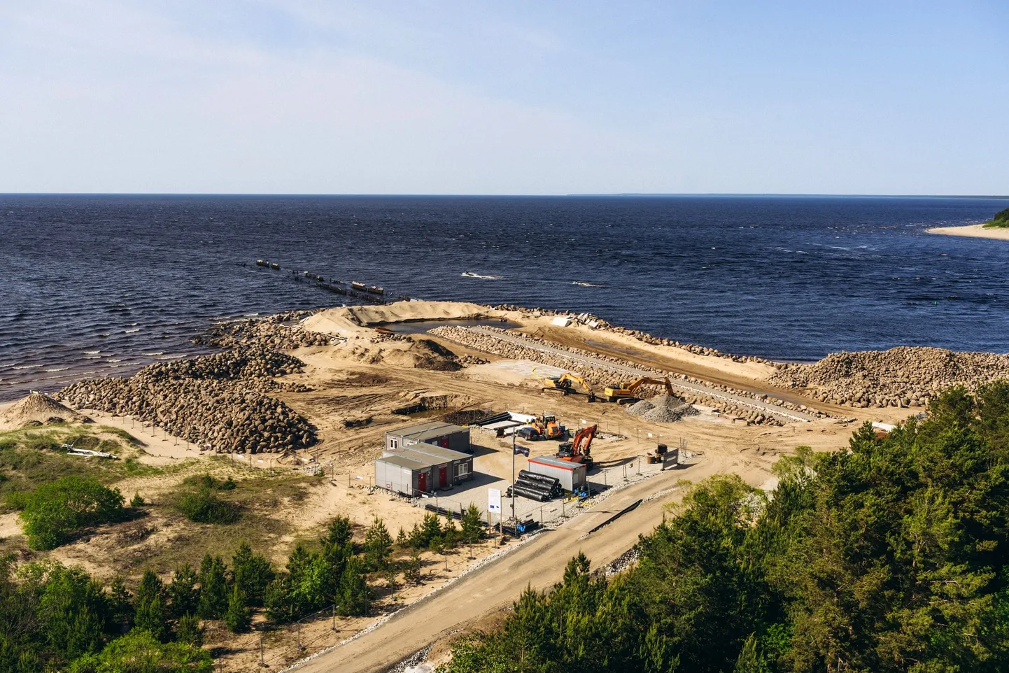 Allveearheoloogid hakkavad Narva-Jõesuus uppunud kalalaeva vrakki uurima