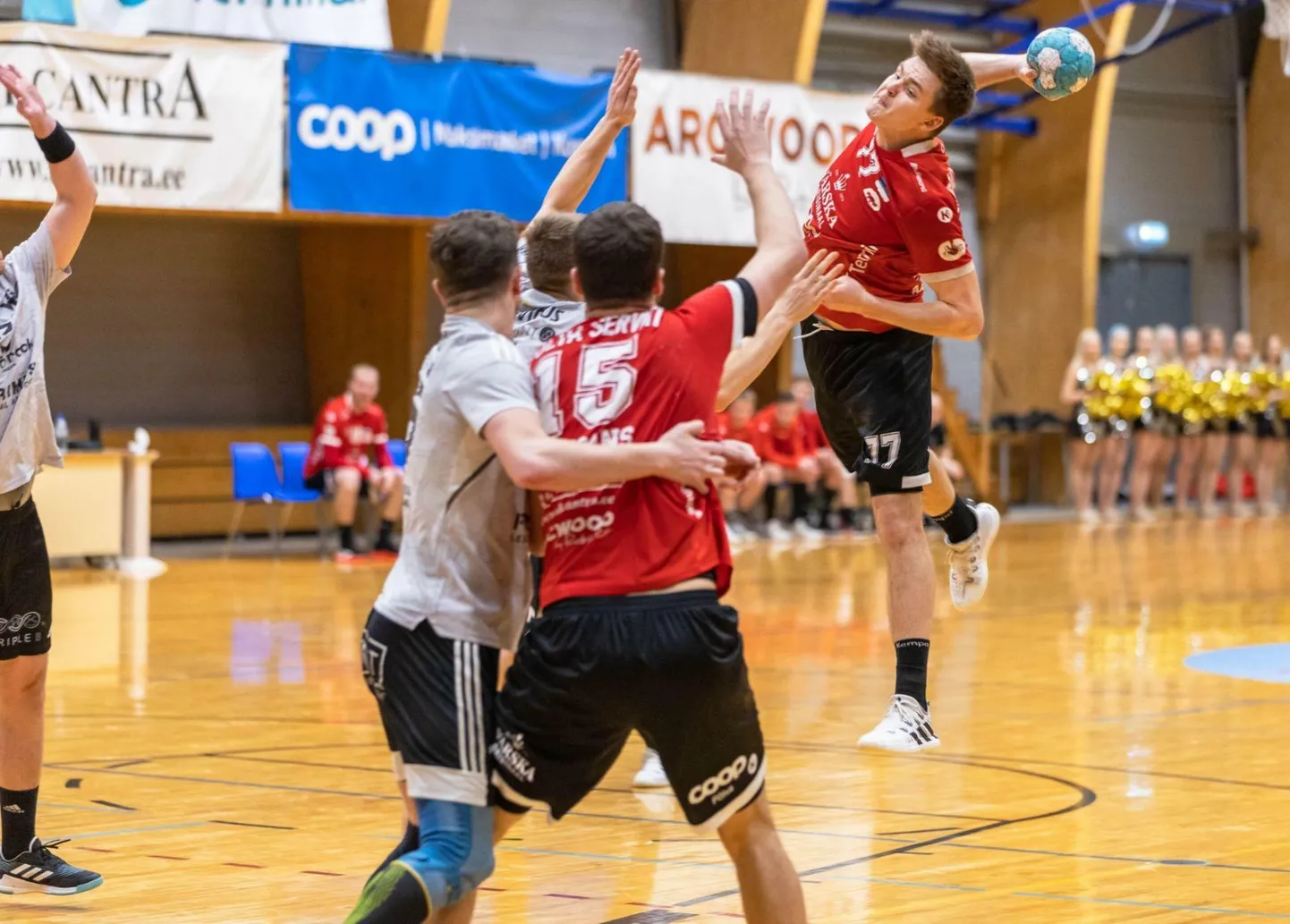 Käsipallurite jõuproov lõppes viigiga