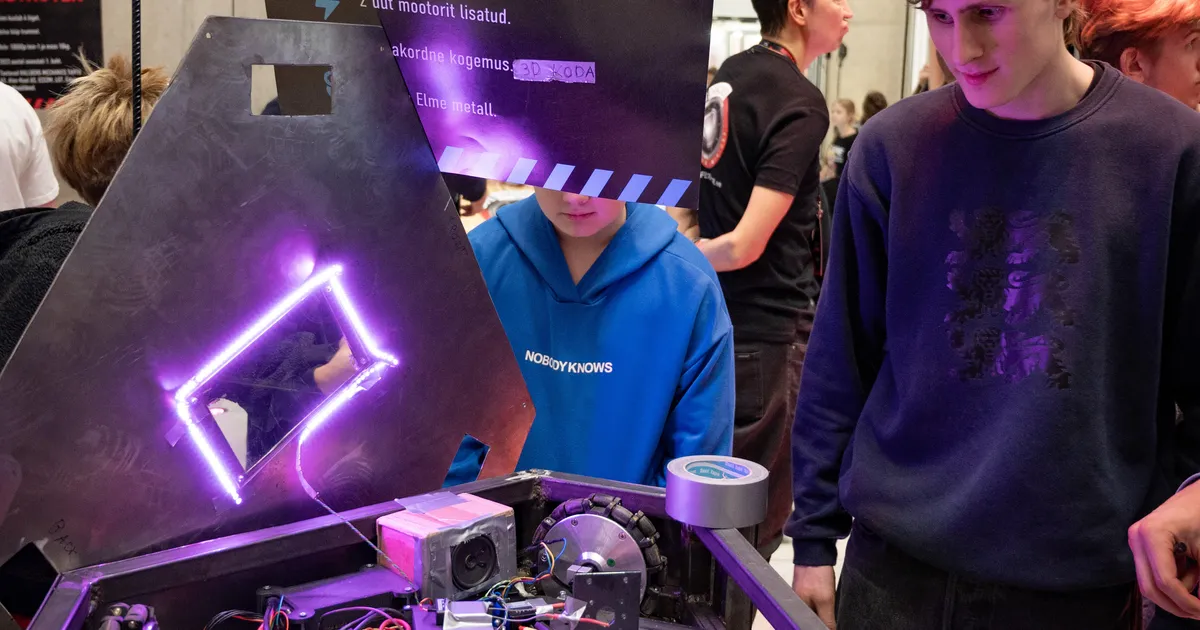 Robolahingule pürgis rekordarv noori, kelle kätetöö teeb ehk silmad ...