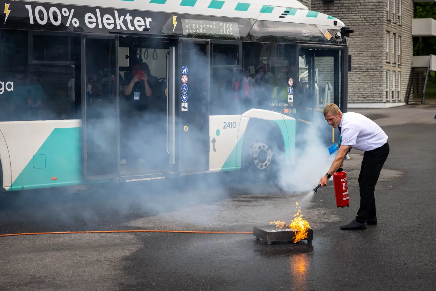 KÕIGE KÜLMEMA NÄRVIGA Eesti parima bussijuhi tiitel läks parajalt pika ...
