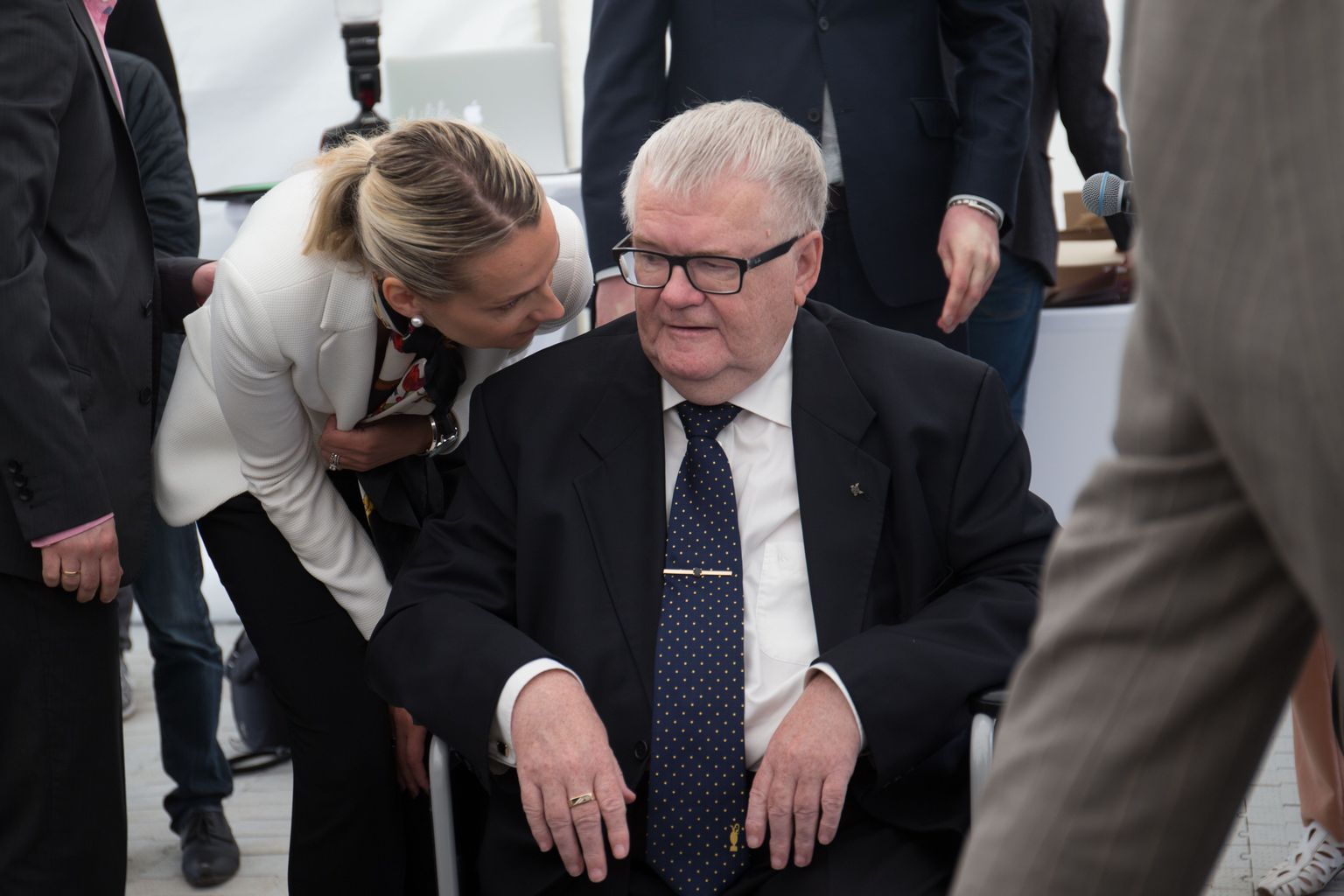 Savisaar lubab presidendiks kandideerimise otsustada 11. juuniks ...