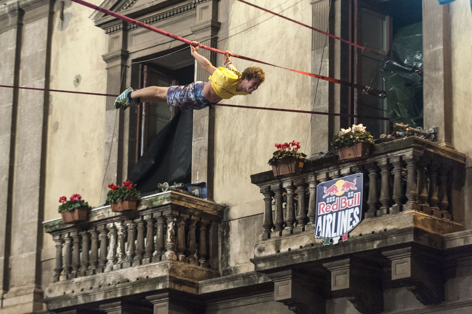 Red Bull slackline poodiumil kaks eestlast! Esikoha tõi koju Madonnaga ...