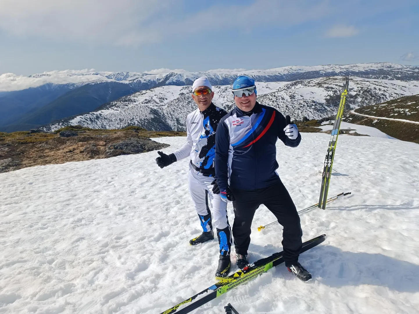 Viljandlased sõitsid suvisest Eestist maakera kuklapoolele maratone ...