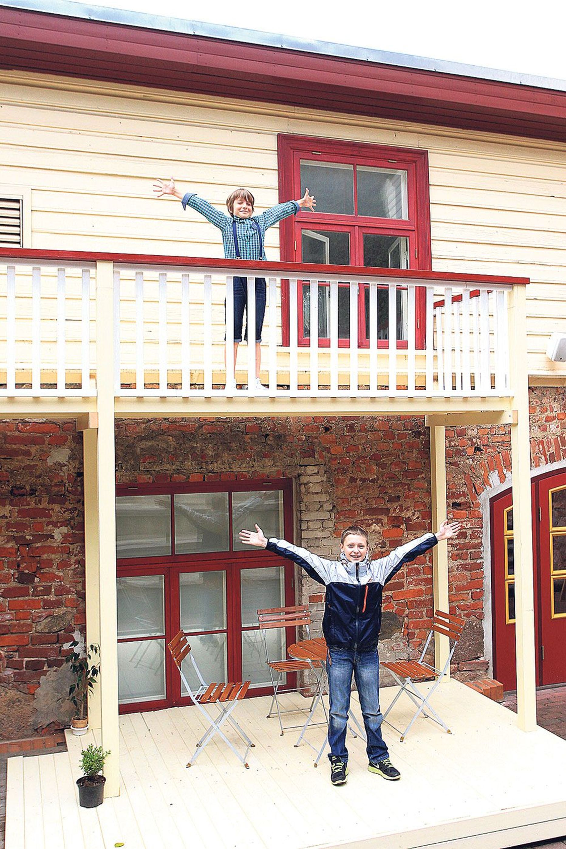 Üle linna Vinski laulab üle linna