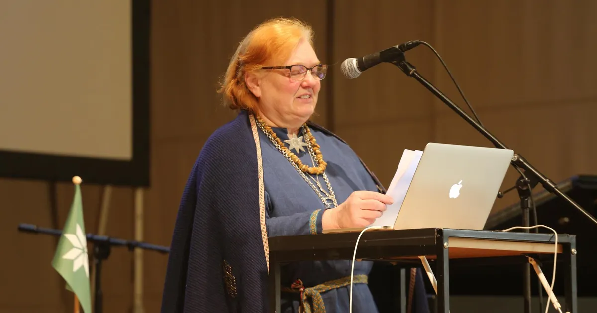 KAUKSI ÜLLE Lubage meil olla päriselt olemas, siis lõunaq nõsõs