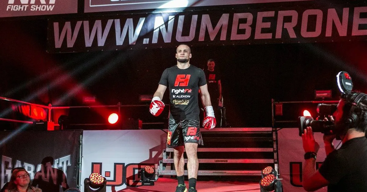 Tippvõitleja Vorovski ristab kindad maailmaklassiga, Moisar ei väsi ja ...