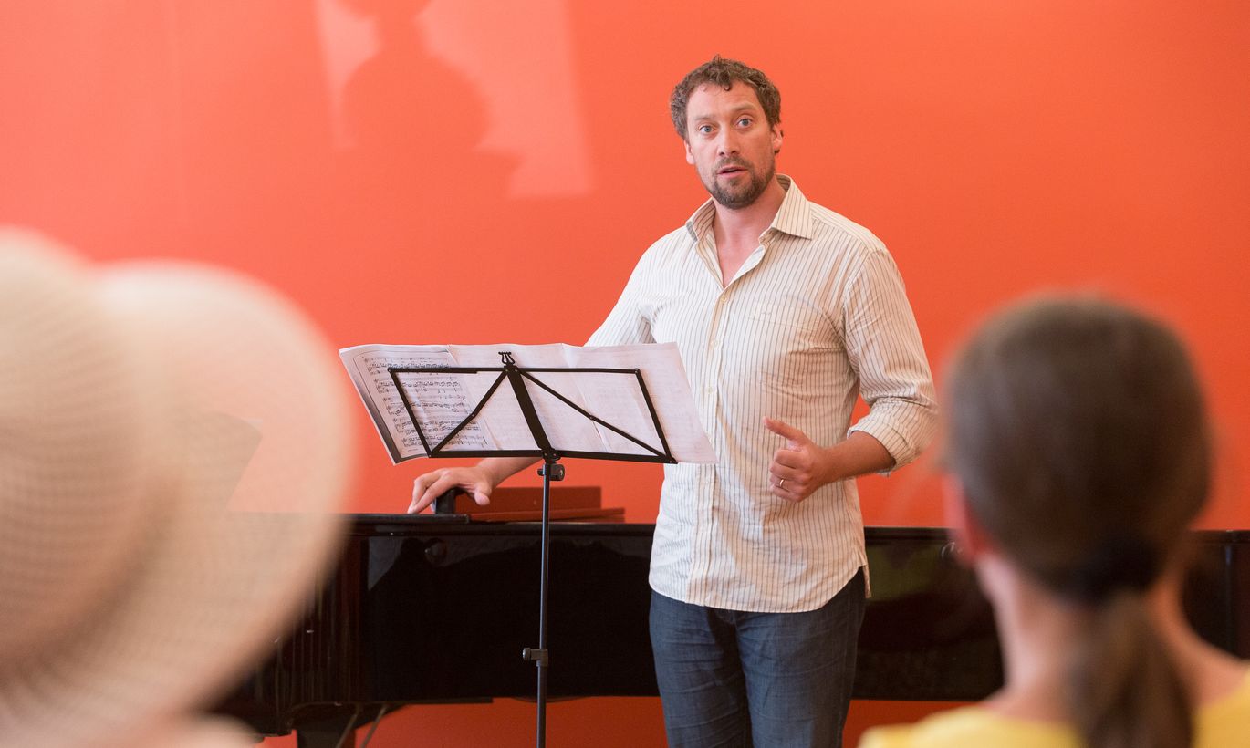 Ain Anger annetas oksjonile personaalse kontserdi - Kultuur - Saarte Hääl