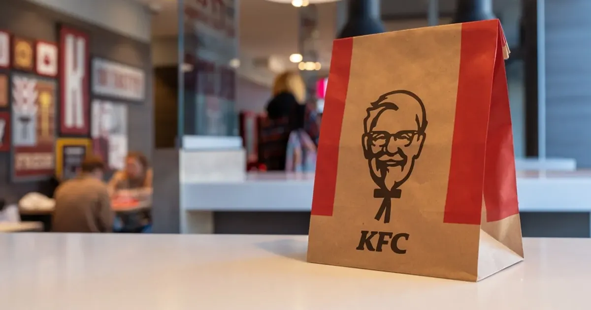 Сеть KFC закрывает все свои рестораны в Дании: там много лет подавали клиентам просроченную курятину