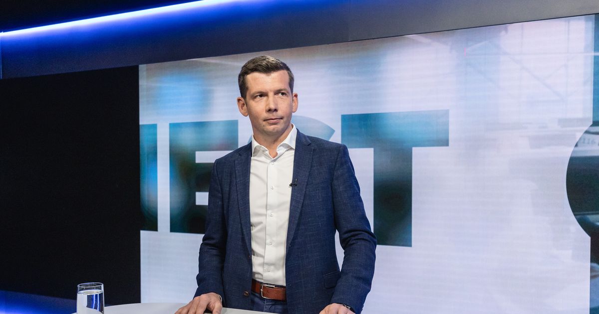 Riigikoguliige Martin Repinski hakkas taksojuhiks: raha ei ole kunagi ...