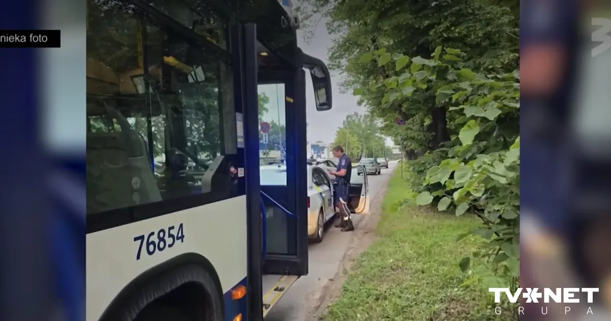 NOSKATIES "Rīgas satiksmes" autobuss bez tehniskās apskates ved ...