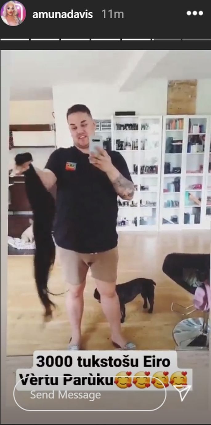 Pašmāju populārais "drag queen" ticis pie parūkas 3000 eiro vērtībā ...