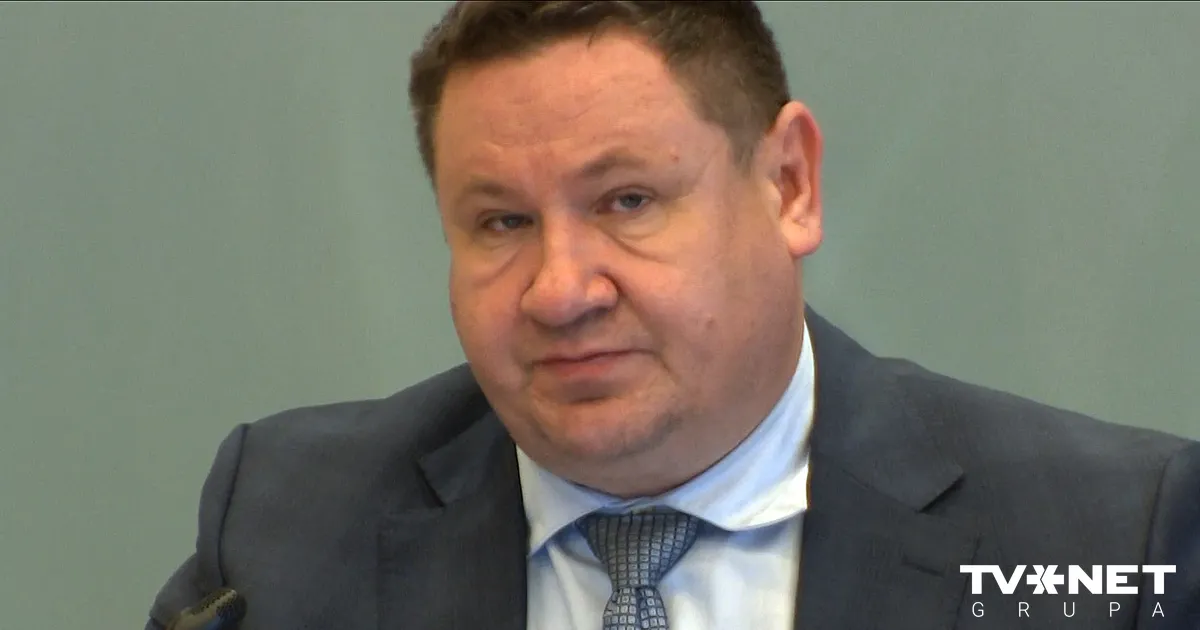 Ogres novada domi trešo turpinās vadīt Helmanis