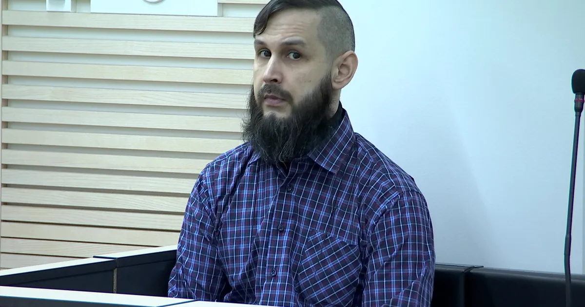 Mõrtsukad Igor Popov ja Ruslan Garafutdinov kohtus