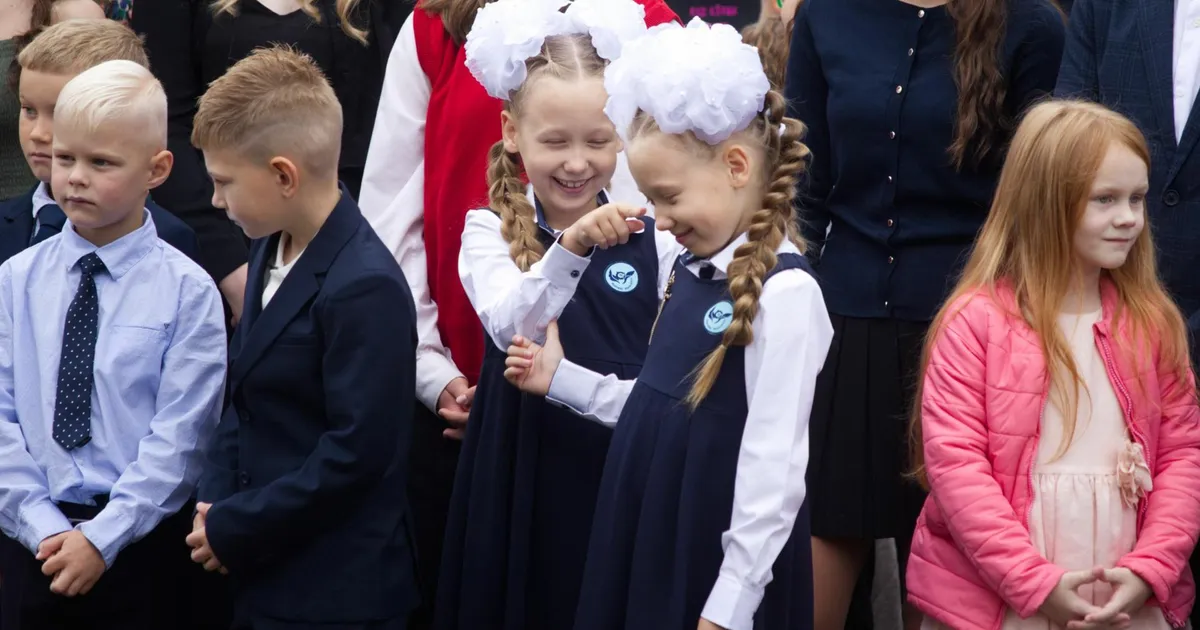 GALERII Rakvere reaalkool alustab tänavu õppetööd viie esimese klassiga