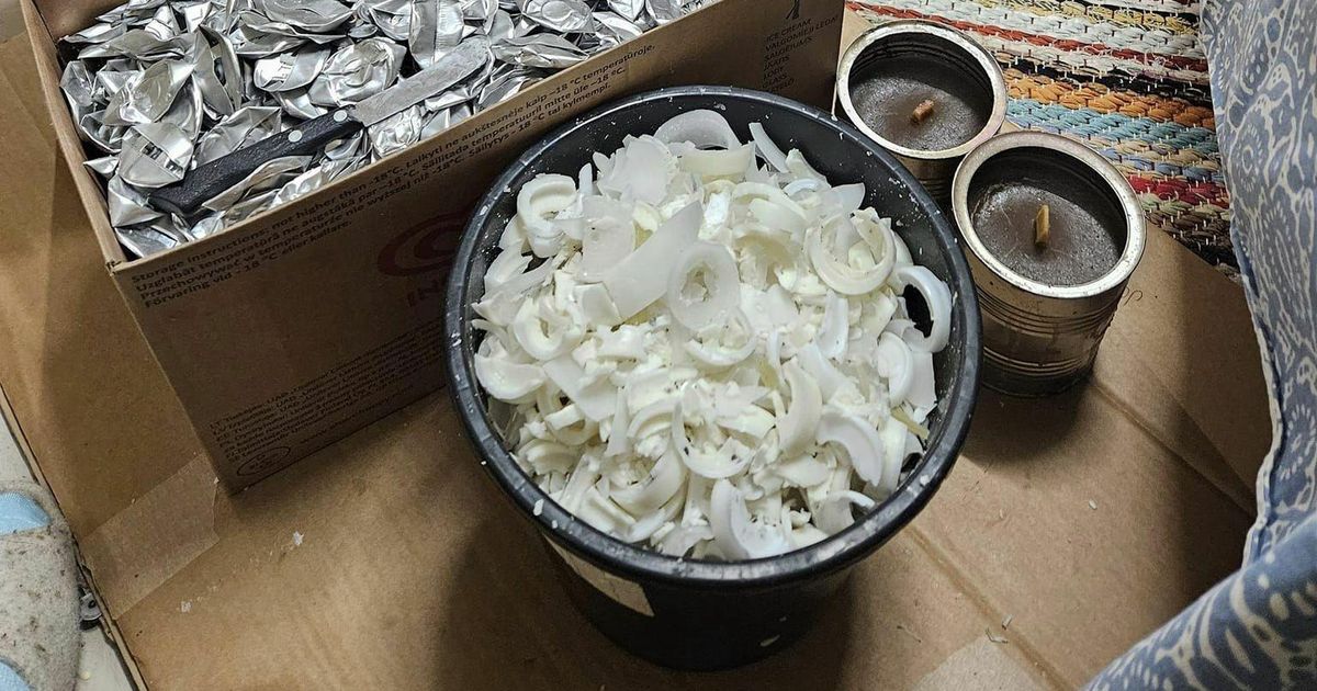 Kaevikuküünalde valamiseks vajatakse väga vaha