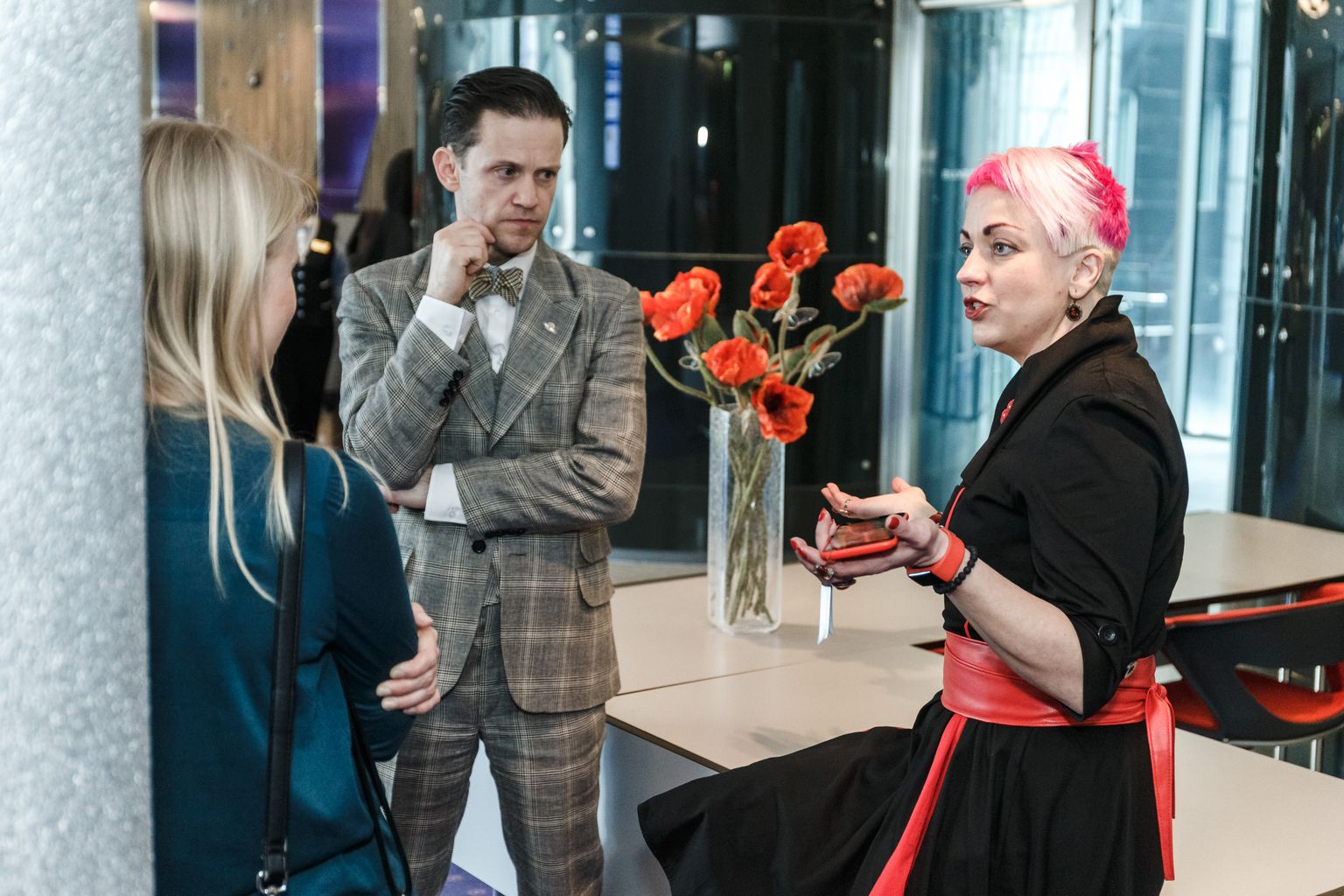 Kohtutäiturid pahandavad Grossiga: sularahas palga maksmine ei päästa ...