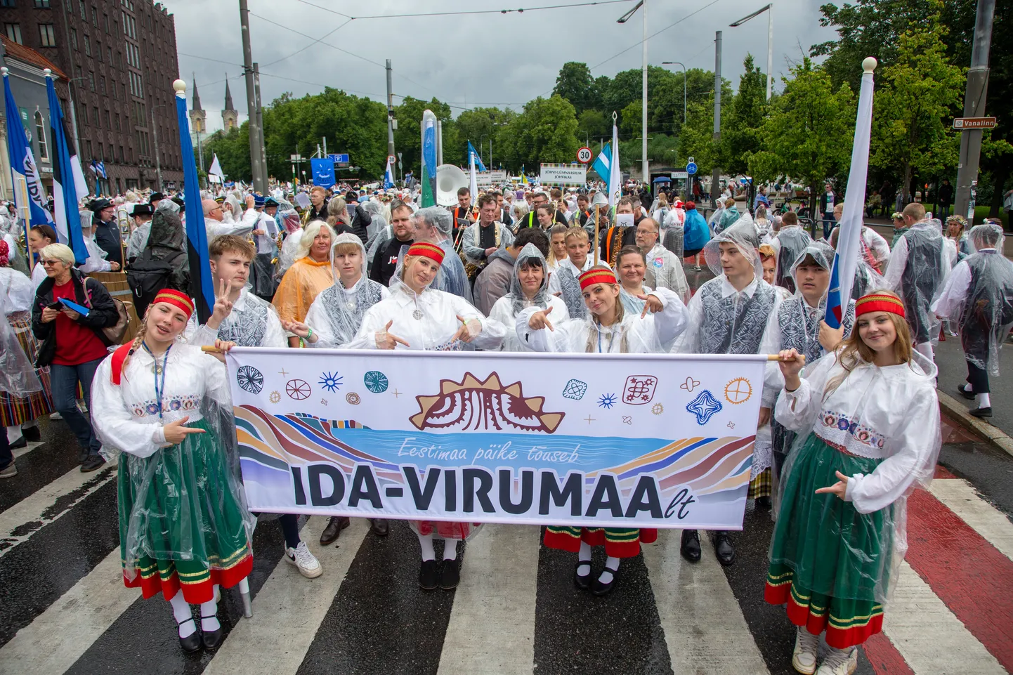 VIDEO JA PILDIGALERII Üle tuhande Ida-Virumaa laulja, tantsija ja ...
