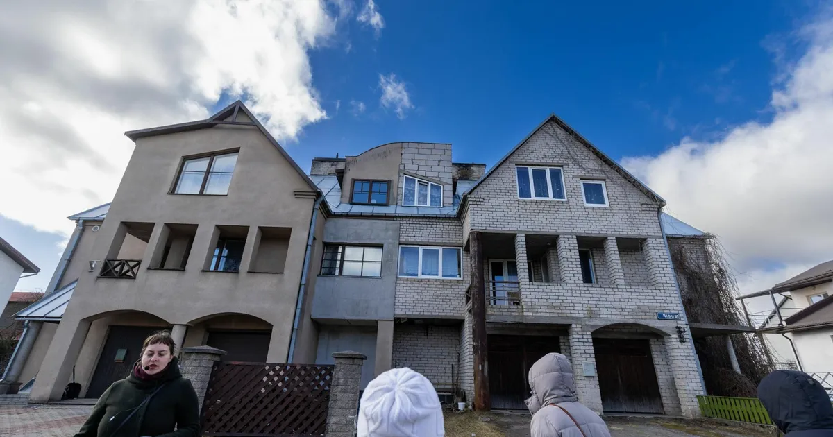 ELU ISE Kas kolemajad või ilumajad? Ei, postmodernismi pärlid