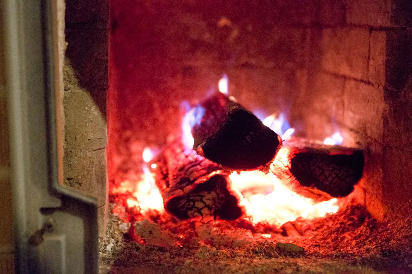 Умелые действия женщины во время отключения электричества предотвратили ...