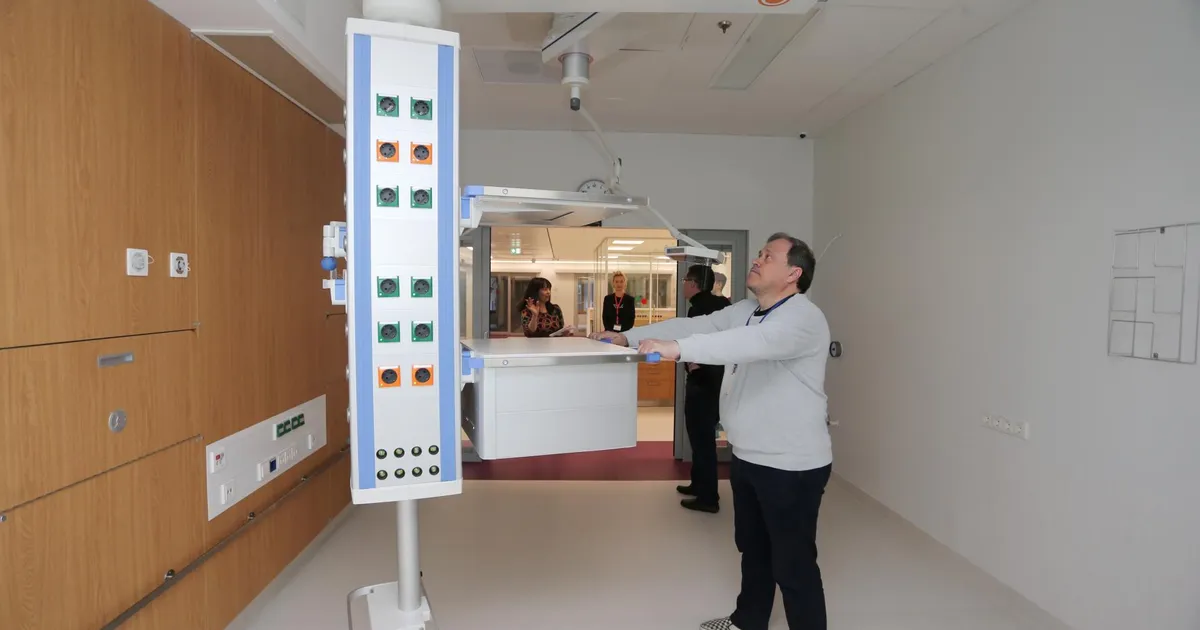 Uues lastekliinikus saab laps ise valida, mis värvi valgus tal õhtul ...