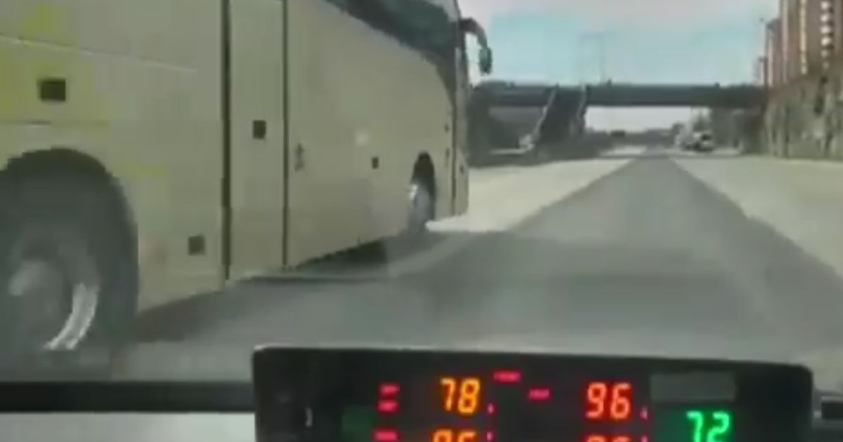 Politsei pardakaamera video: reisibuss kihutas Tallinnas politseiautost ...