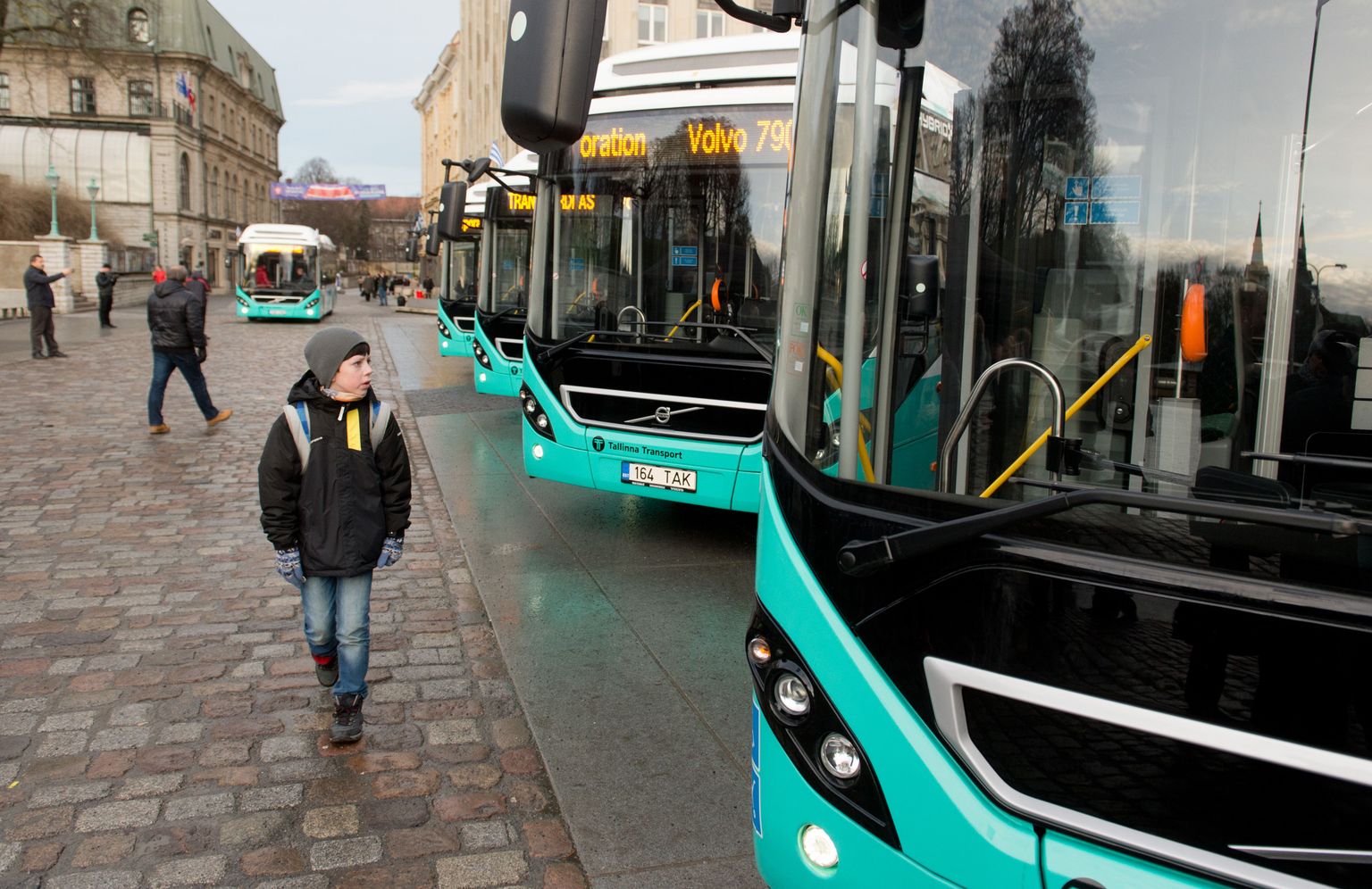 Bussijuht pidas kinni narkojoobes autojuhi - Tallinn - Postimees ...