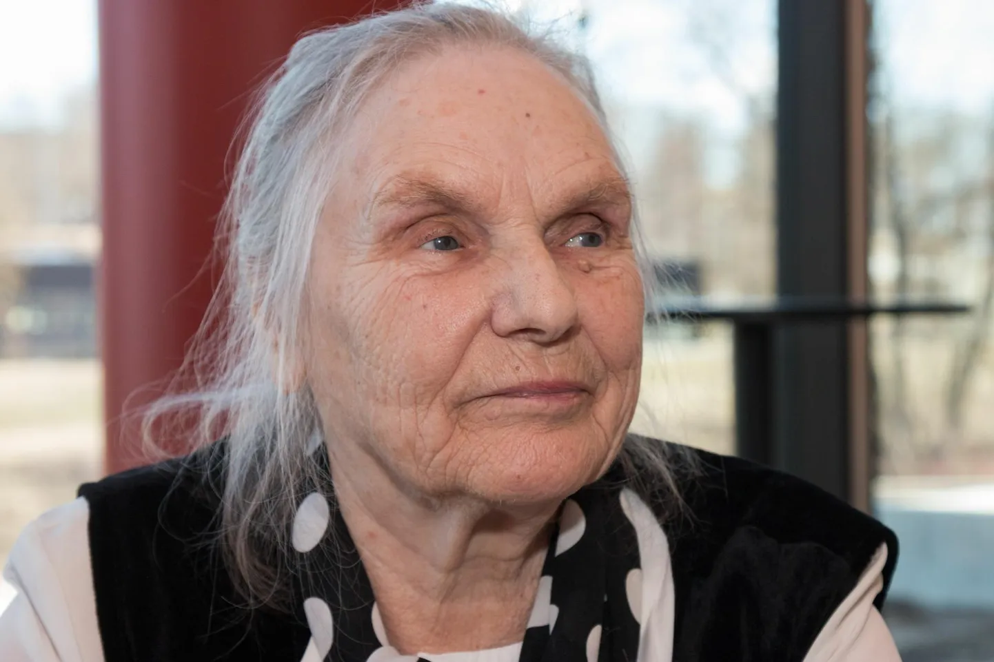 Lahkus tunnustatud teatrikunstnik, kes kujundas pikki aastaid Ugalat