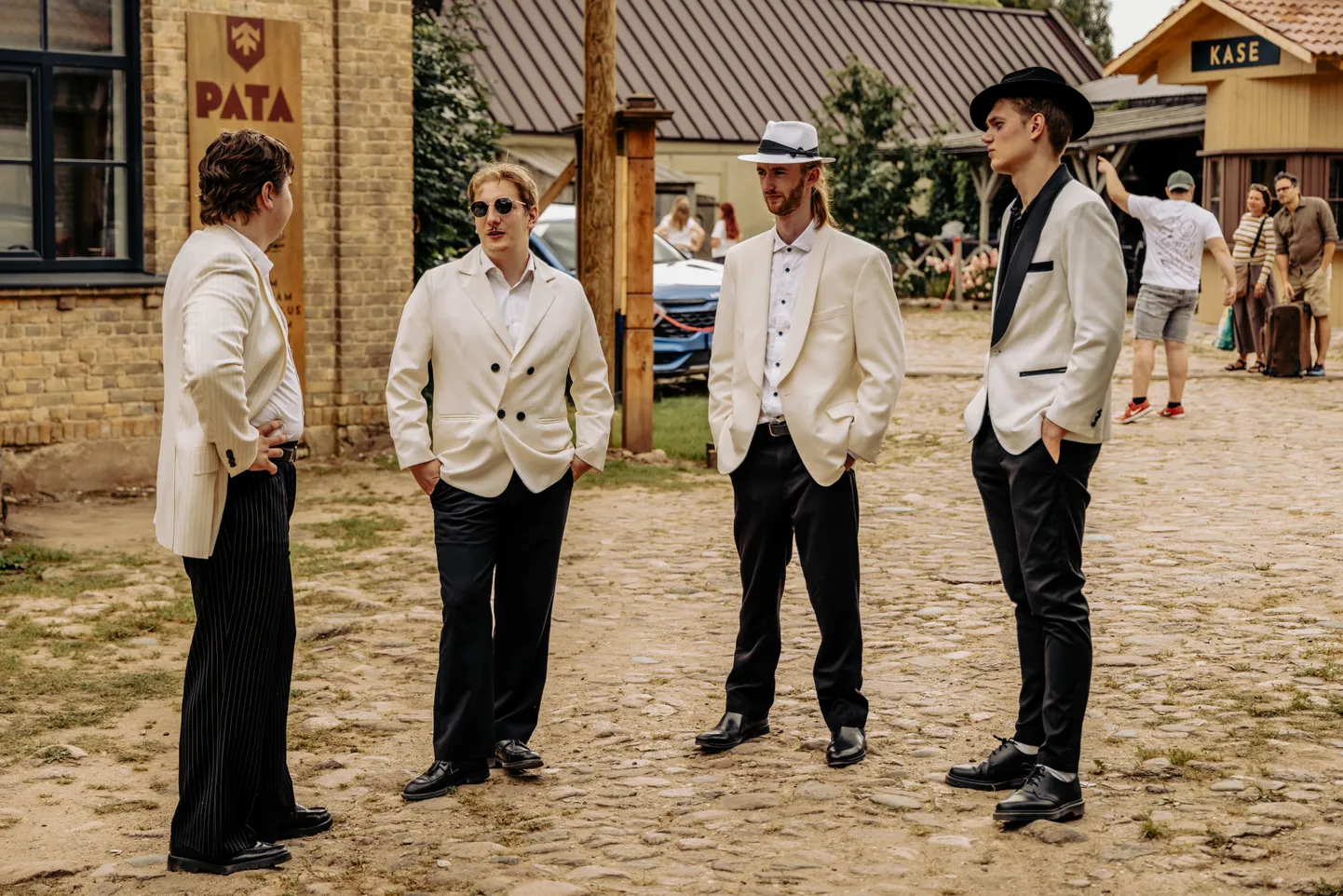 Grupa "Sub Scriptum" izdod jaunu singlu un mūzikas video retro kino estētikā